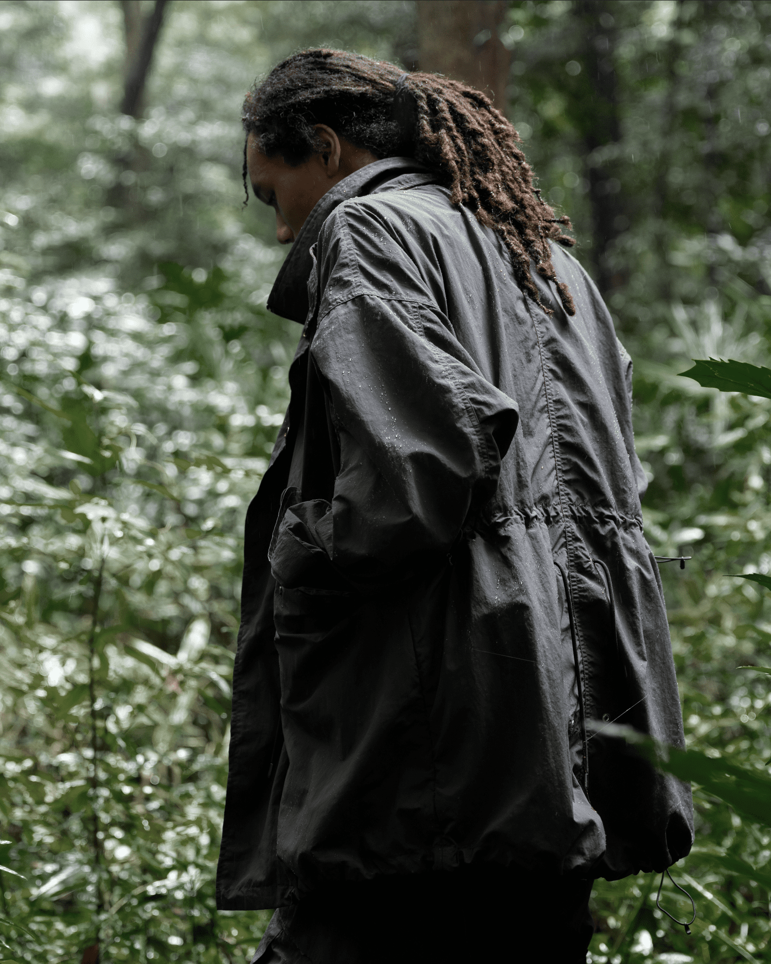 meanswhile と 中国 FOSSによるカプセルコレクション